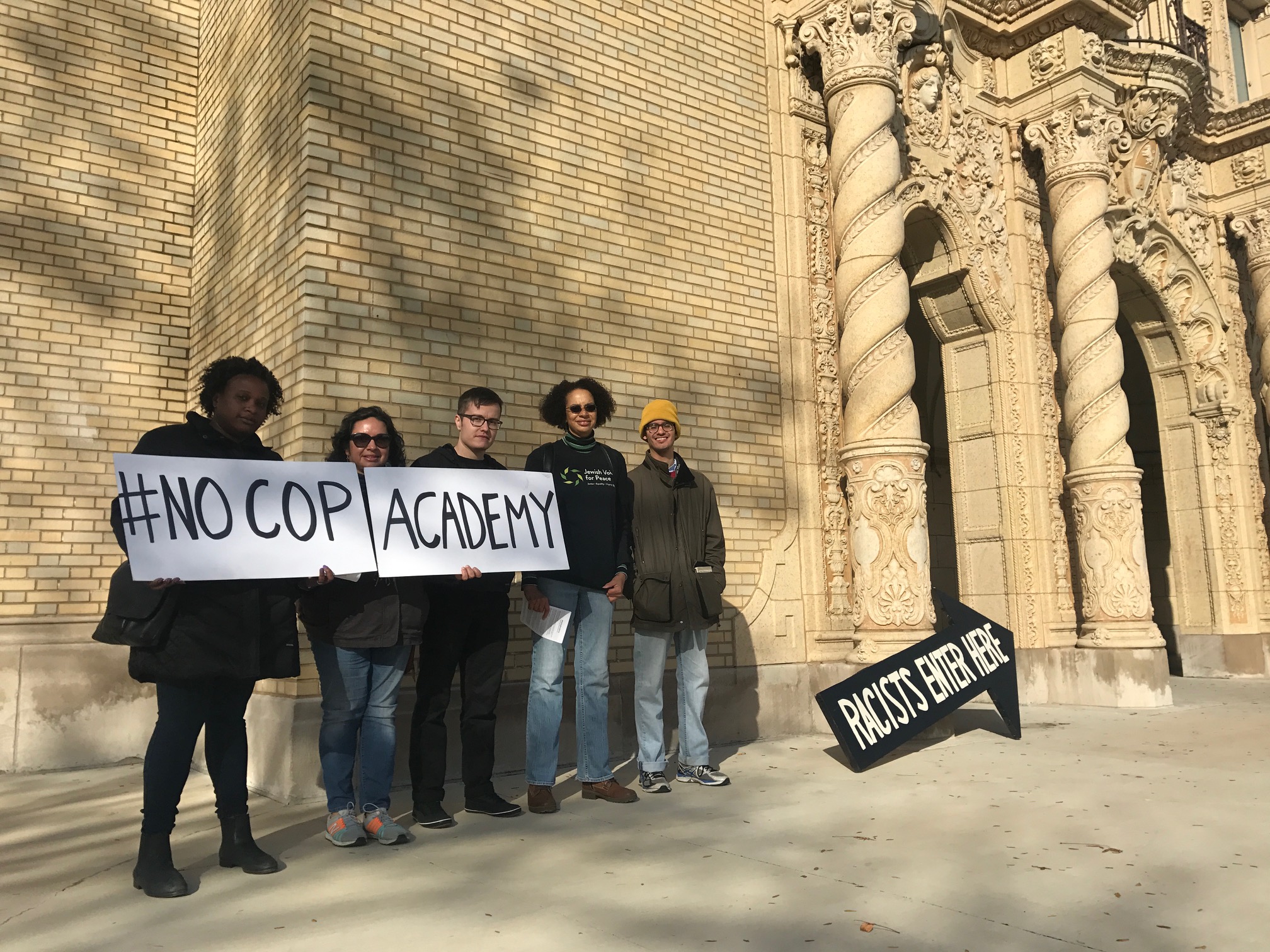 ICYMI: Welcoming Committee greets contractors bidding on Rahm’s $95 ...